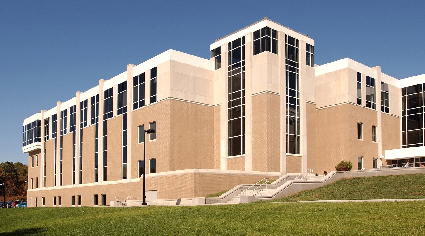 University of Southern Indiana Science & Education Building | Work | Hafer